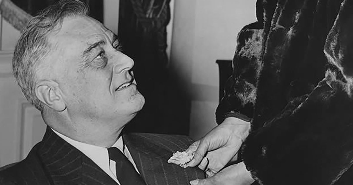 Fdr And His Cousin Daisy