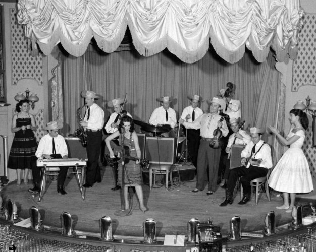 Episode 4 | “I Can’t Stop Loving You” (1953 – 1963) | Country Music ...